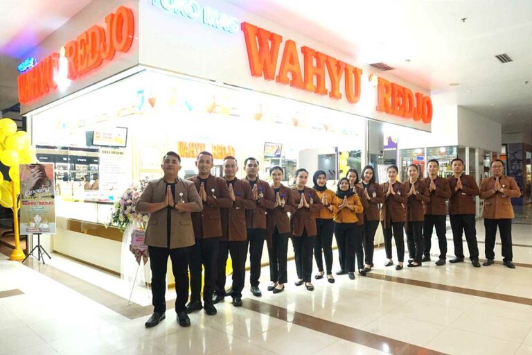 Toko Emas Wahyu Redjo MOG Tawarkan Koleksi Terlengkap dan Hadiah Liburan