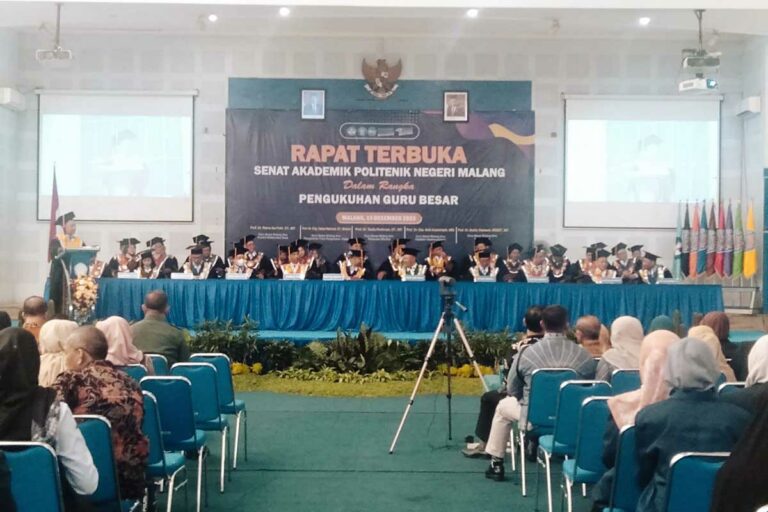 Polinema Tutup Tahun 2023 dengan Penambahan Lima Guru Besar